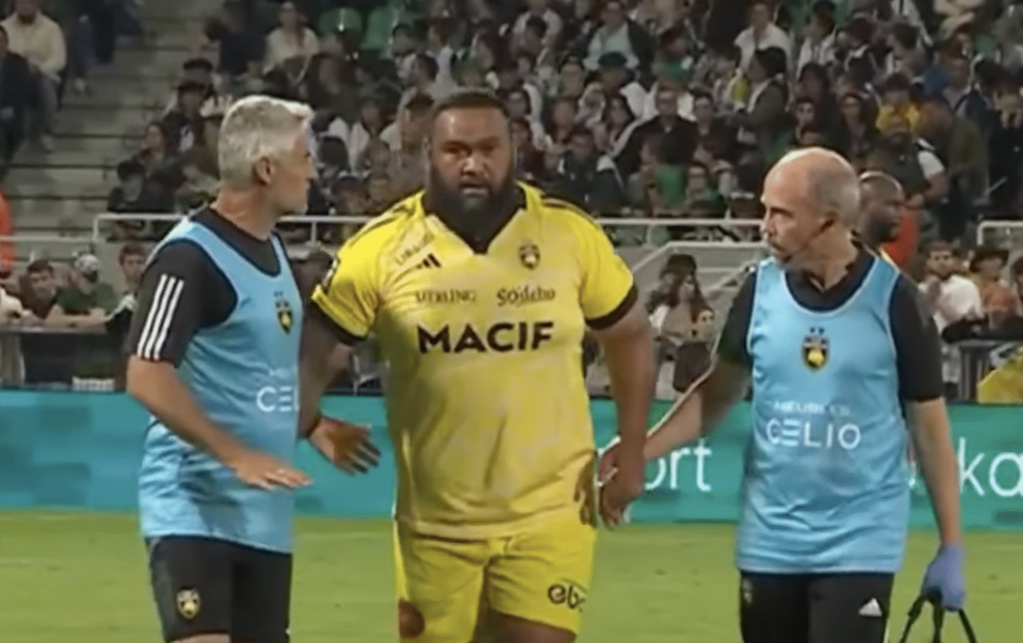 Uini Atonio : le pilier du XV de France vers une longue absence